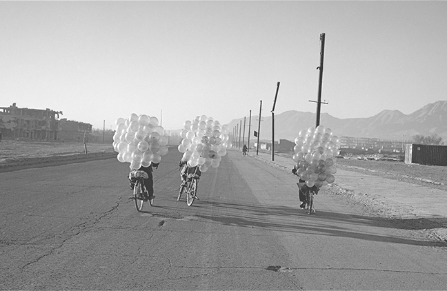 “Don’t take anything at face value” – Interview with war photographer ...