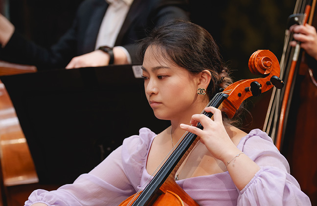 Breaking down boundaries: Sinfonia Smith Square orchestrates a bright ...